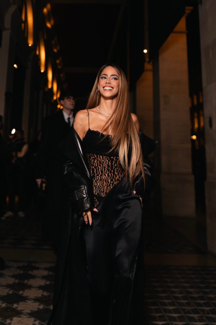 Tini Stoessel: De estrella pop a musa de Balmain en París - Popticular